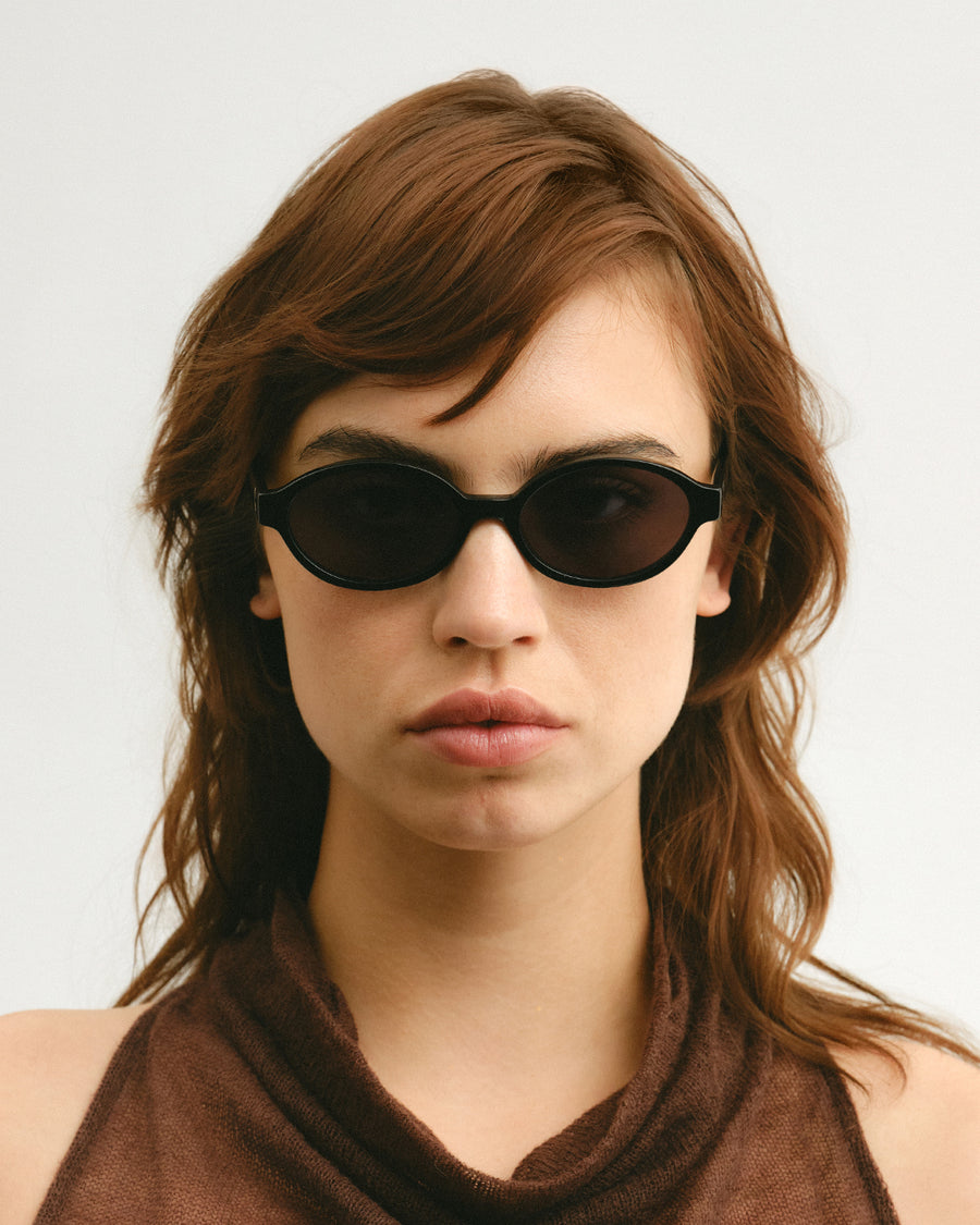 Selma Black Black - Minimalist Oval Sunglasses by Corlin – corlineyewear